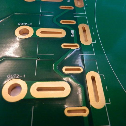 What is PCB Slot and Cutouts PCB - RayPCB