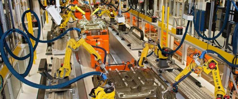 The Different Applications of the Factory Robot Arm - RayPCB