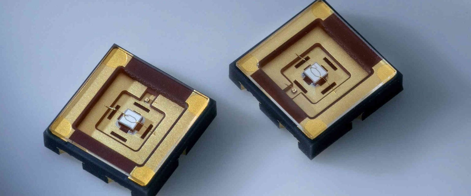 How Do We distinguish the DC Resistance and Dynamic Resistance of a ...