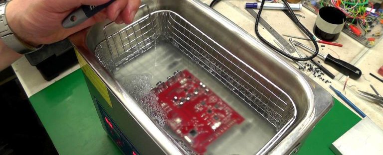 Best Flux for Circuit Boards: Liquid Solder, Cleaning Tips & Solvents ...