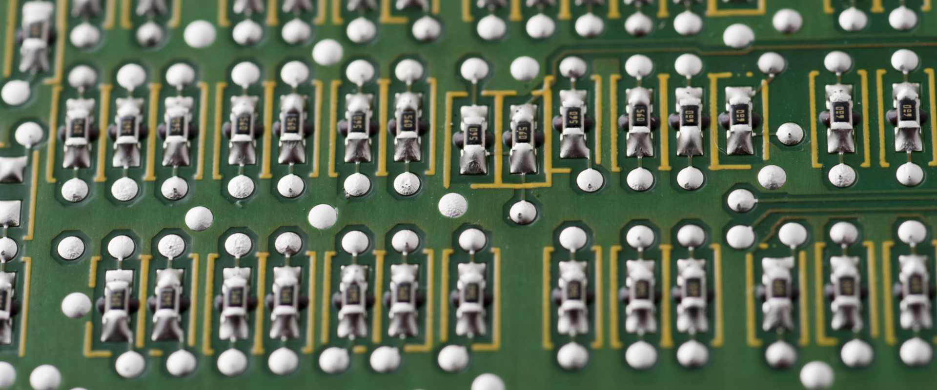How To Choose The Right PCB Resistor RAYMING PCB